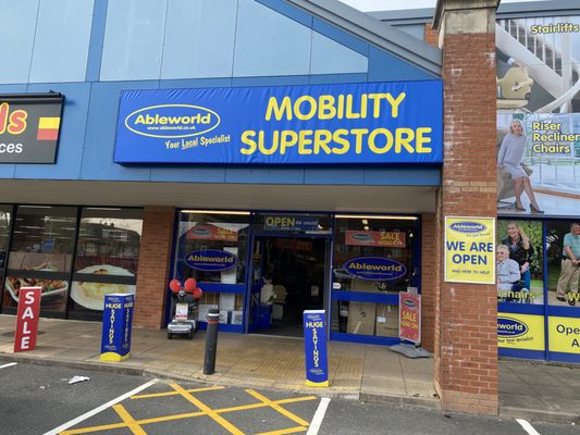 ABLEWORLD MOBILITY & STAIRLIFTS CHESTER - 3 St David's Retail Park ...