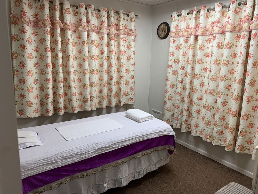 GOLDEN ROSE MASSAGE - EVERETT - Updated December 2025 - 20 Photos ...