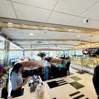 NEPTUNE DINER - Updated December 2025 - 79 Photos & 42 Reviews - 312 ...