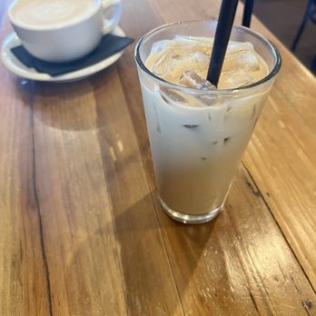 CRICKLES AND CO - Updated August 2024 - 746 Photos & 568 Reviews - 4000 ...