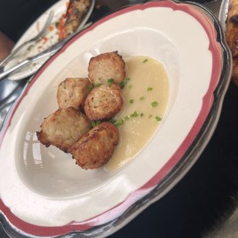 SALLY - Updated April 2025 - 234 Photos & 130 Reviews - 2229 Spruce St ...