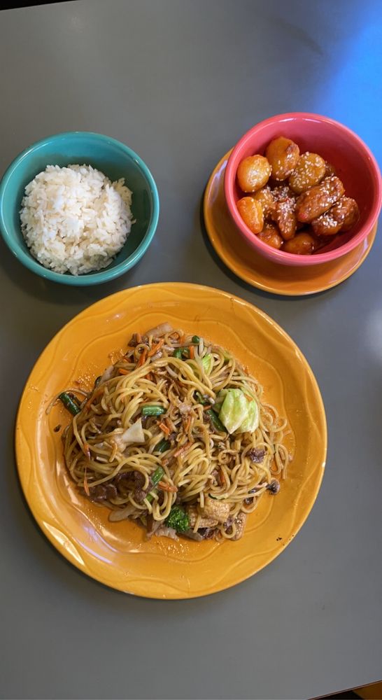 HUHOT MONGOLIAN GRILL - 119 Photos & 179 Reviews - 12675 Olive Blvd, St ...