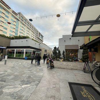 ANAHEIM GARDENWALK - Updated August 2025 - 1653 Photos & 589 Reviews ...