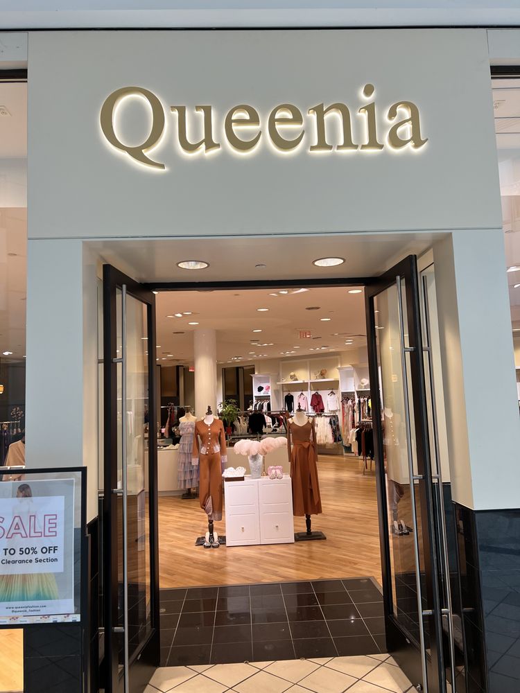 QUEENIA FASHION - Updated December 2025 - 11 Photos - 250 Granite St ...