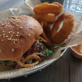 FARM BURGER - MIDTOWN ATLANTA - Updated September 2025 - 172 Photos ...