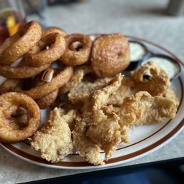 ADAMS LAKE PUB - Updated December 2025 - 73 Photos & 61 Reviews - 5365 ...