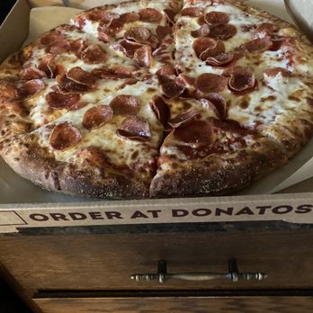 DONATOS PIZZA - Updated December 2025 - 30 Photos & 35 Reviews - 1366 ...