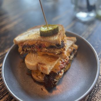 BRODERICK - WALNUT CREEK - Updated December 2024 - 2237 Photos & 1614 ...