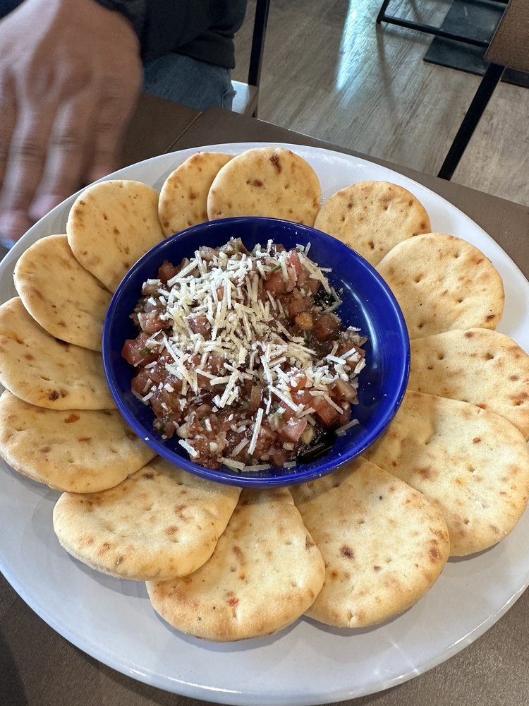 BACK 9 SPORTS BAR & GRILLE - 10 Photos & 10 Reviews - 3152 S Utah Ave ...