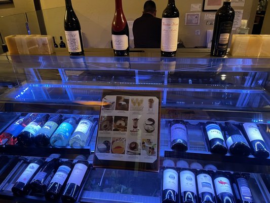 THE LOCAL TABLE - Updated February 2025 - 186 Photos & 272 Reviews ...