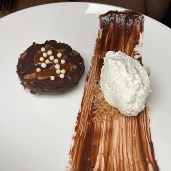 THE TILTED ROW - Updated 2024 - 341 Photos & 138 Reviews - 305 McMechen ...