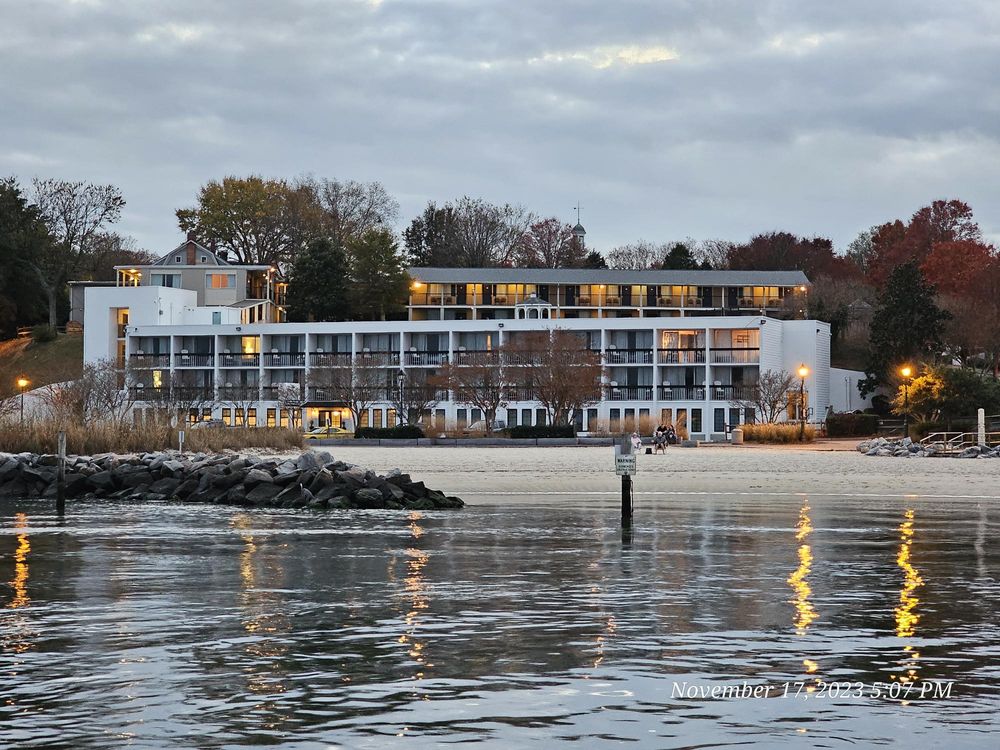 NWS Yorktown Navy Base in Yorktown, VA | MilitaryBases.com