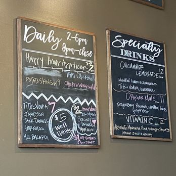 BOB’S BURGERS & BREW - Updated November 2025 - 160 Photos - 344 Reviews - 1611 SE Everett Mall ...