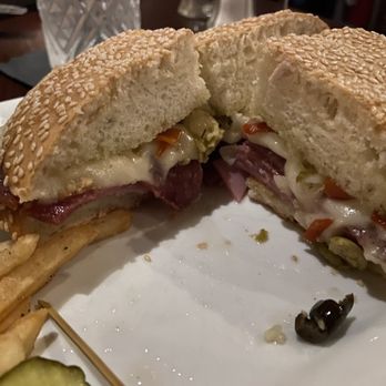 MCRAE’S AMERICAN BISTRO & COCKTAILS - Updated October 2024 - 94 Photos ...