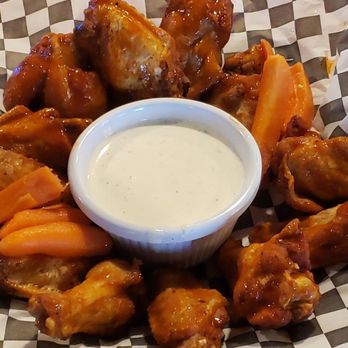 BALLERS BAR AND GRILL - Updated October 2025 - 140 Photos & 13 Reviews ...