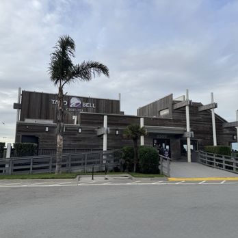 TACO BELL - Updated May 2025 - 1320 Photos & 745 Reviews - 5200 Coast ...