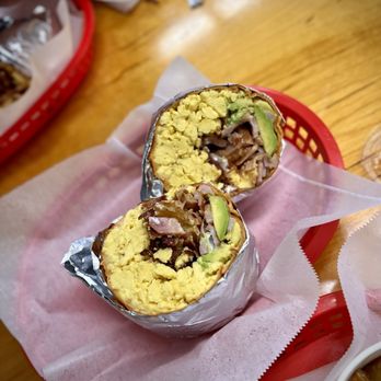 FRESH TWISTED CAFE - Updated October 2025 - 221 Photos & 619 Reviews ...