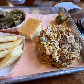 BESSINGER’S BBQ - 168 Photos & 321 Reviews - 1602 Savannah Hwy ...