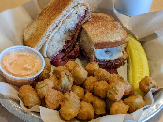 POCKETS GRILLE | 53 Photos & 71 Reviews | 205 Fawcett, Smithville ...