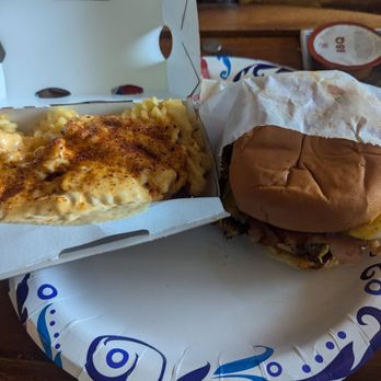 SHAKE SHACK WESTFIELD PLAZA BONITA - Updated October 2025 - 56 Photos ...