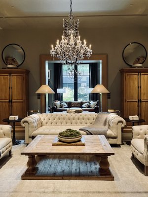 RH SEATTLE | THE GALLERY AT UNIVERSITY VILLAGE - Updated July 2025 - 44 ...