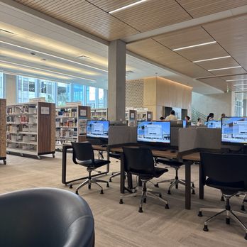 ROUND ROCK PUBLIC LIBRARY - Updated December 2025 - 70 Photos & 12 ...