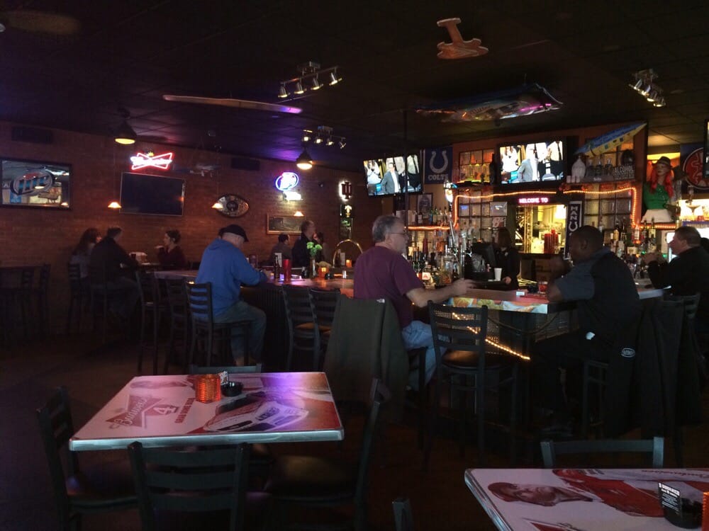 TRIPPS BAR & GRILL - Updated November 2025 - 1430 N Green St ...