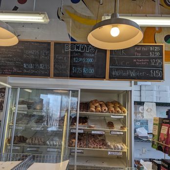 DIMO’S DELI AND DONUTS - Updated December 2025 - 164 Photos & 274 ...