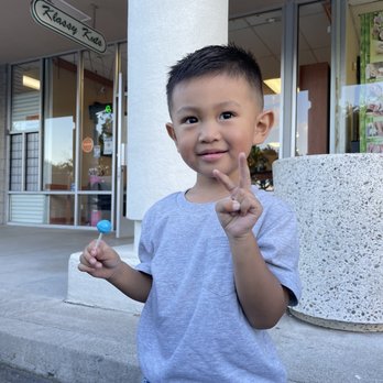 KLASSY KUTS - Updated July 2025 - 67 Photos & 80 Reviews - 1258 W ...