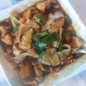 HOUSE OF FOONG LIN - 116 Photos & 193 Reviews - 4613 Willow Ln ...