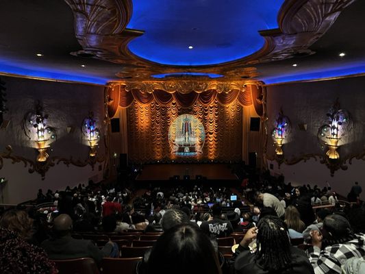 CREST THEATRE - Updated March 2026 - 758 Photos & 381 Reviews - 1013 K ...