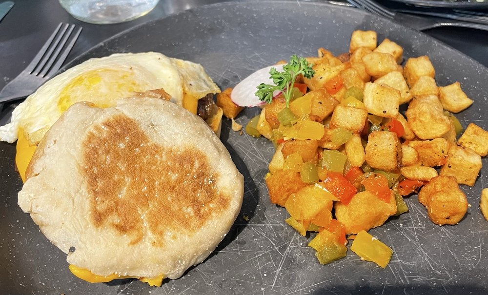 TOASTY AN ALL DAY EATERY - Updated December 2025 - 12 Photos & 26 ...