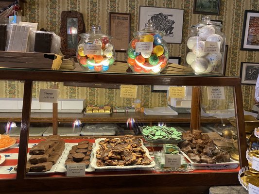 NELSON’S COLUMBIA CANDY KITCHEN - Updated January 2026 - 77 Photos & 62 ...