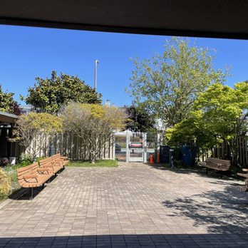 MERCED BRANCH LIBRARY - Updated September 2025 - 52 Photos & 44 Reviews ...