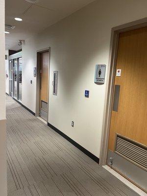 NOVI PUBLIC LIBRARY - Updated October 2025 - 43 Photos & 24 Reviews ...