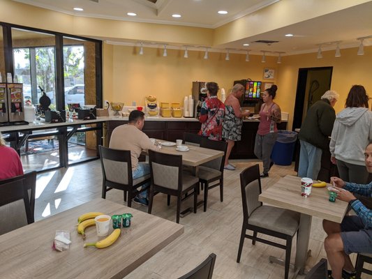 DAYS INN & SUITES BY WYNDHAM FULLERTON - 66 Photos & 72 Reviews - 333 ...