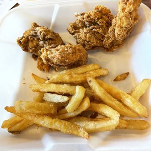 BARGOS GRILL & TAP - Updated July 2024 - 12 Photos & 44 Reviews - 588 ...