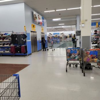 WALMART SUPERCENTER - Updated November 2025 - 12 Photos - 141 ...