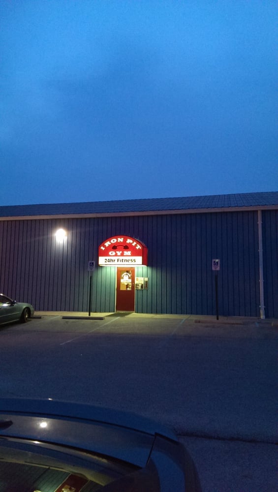IRON PIT GYM - Updated November 2025 - 11 Reviews - 122 E Miller Dr ...