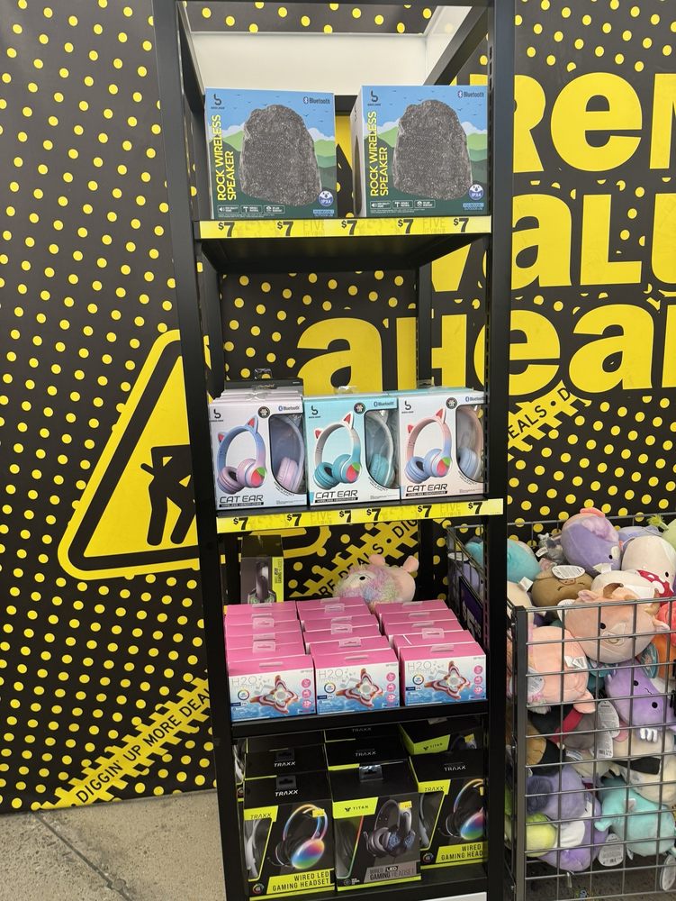 FIVE BELOW - Updated October 2025 - 93 Photos & 12 Reviews - 3250 Dale ...