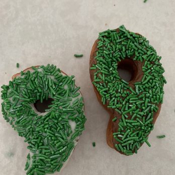 DOH-NUT-HUT - Updated August 2024 - 180 Photos & 130 Reviews - 4272 ...