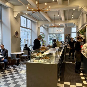 CAFFE UMBRIA - Updated August 2024 - 138 Photos & 70 Reviews - 710 SW ...