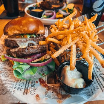 THREE V - Updated January 2025 - 167 Photos & 122 Reviews - 10 Cordage ...