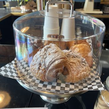 MNEMONIC COFFEE - Updated August 2024 - 141 Photos & 82 Reviews - 2604 ...
