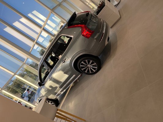 THE VOLVO STORE - Updated October 2025 - 28 Photos & 80 Reviews - 1051 ...