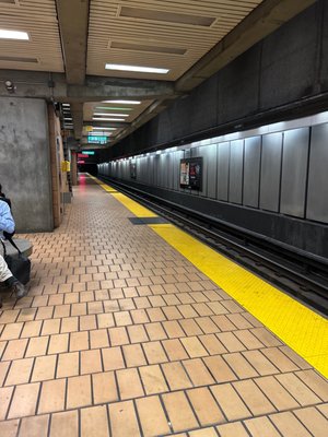 BART - ASHBY STATION - Updated August 2025 - 81 Photos & 57 Reviews ...