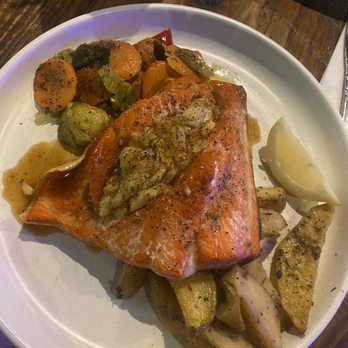 LUKE WHOLEY’S WILD ALASKAN GRILLE - 925 Photos & 614 Reviews - 2106 ...