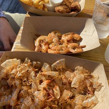 FISH HEADS BAR AND GRILL - Updated July 2025 - 438 Photos & 551 Reviews ...