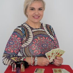 Best Psychic Readings Near Me - November 2025: Find Nearby Psychic ...