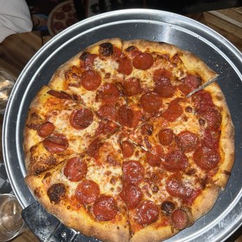 AJ’S PIZZA JOINT - Updated June 2025 - 231 Photos & 81 Reviews - 42 W ...